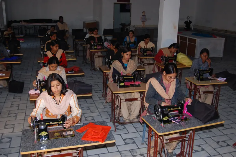 Shri Devi Mahila Polytechnic College Hanumangarh